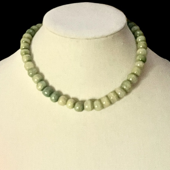 Vintage | Jewelry | Vintage Green Alabaster Beaded Necklace | Poshmark